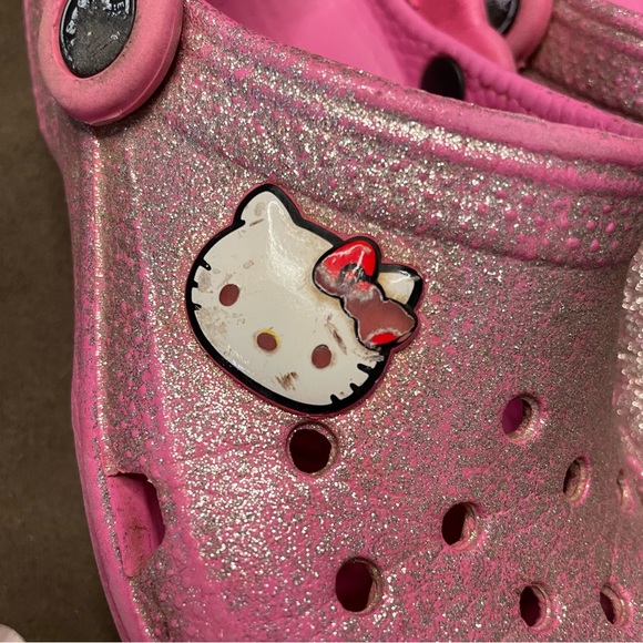 CROCS | Shoes | Crocs X Hello Kitty Sanrio Pink Glitter Crocs Slip On ...